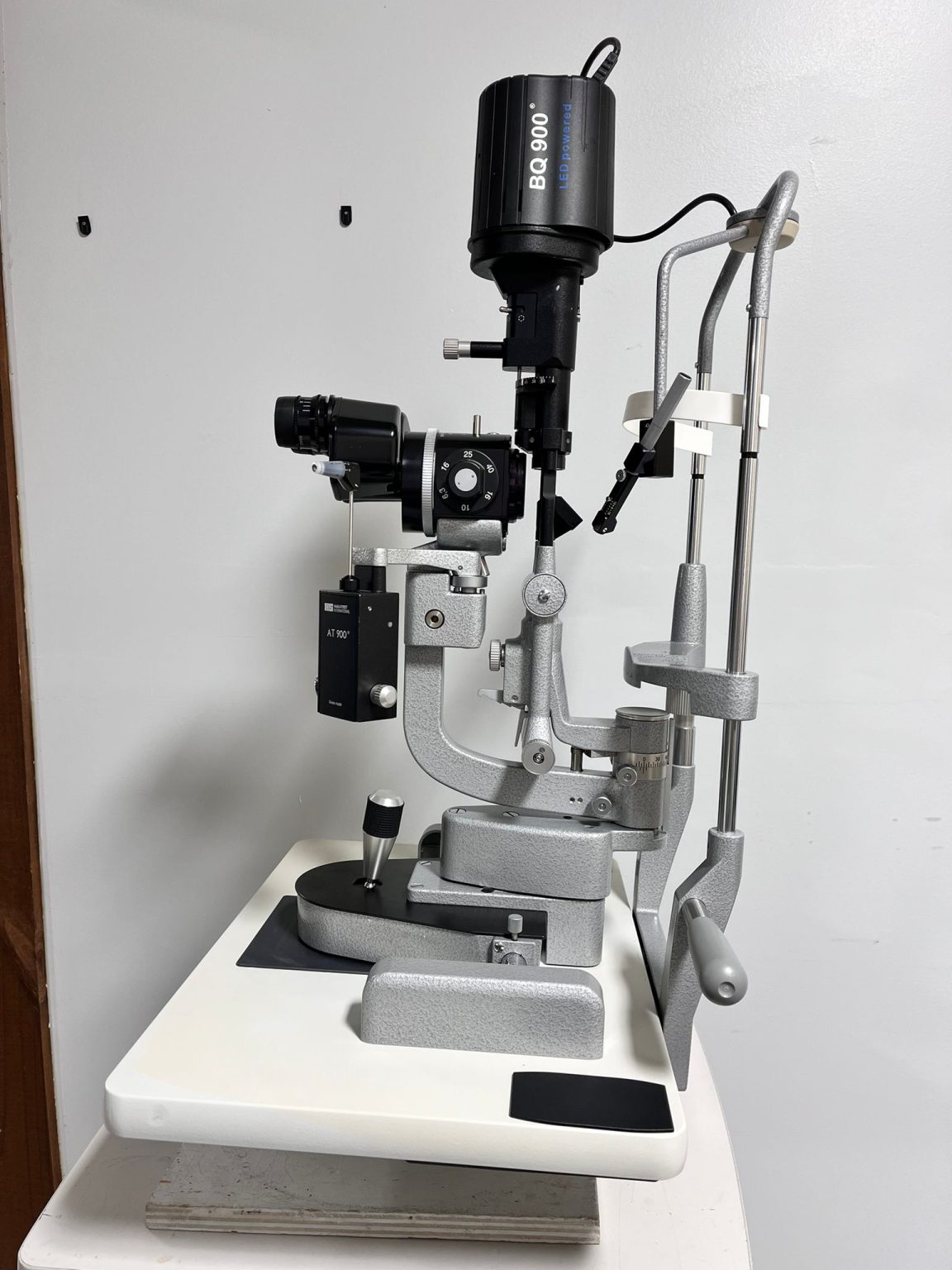 Haag-Streit BQ 900 LED Slit Lamp Used — Premium 900-Series ...