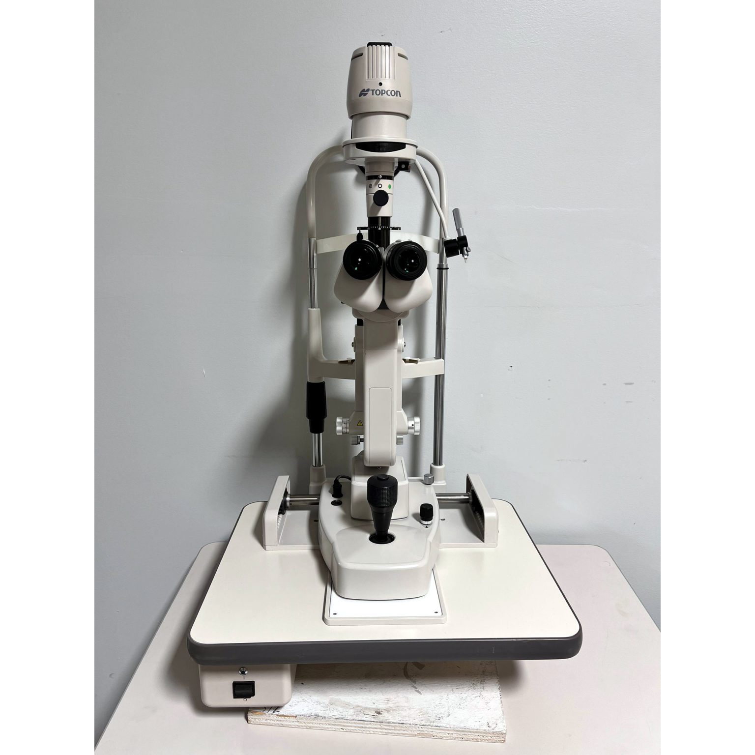 Topcon SL-D7 Slit Lamp w/Tonometer — Used